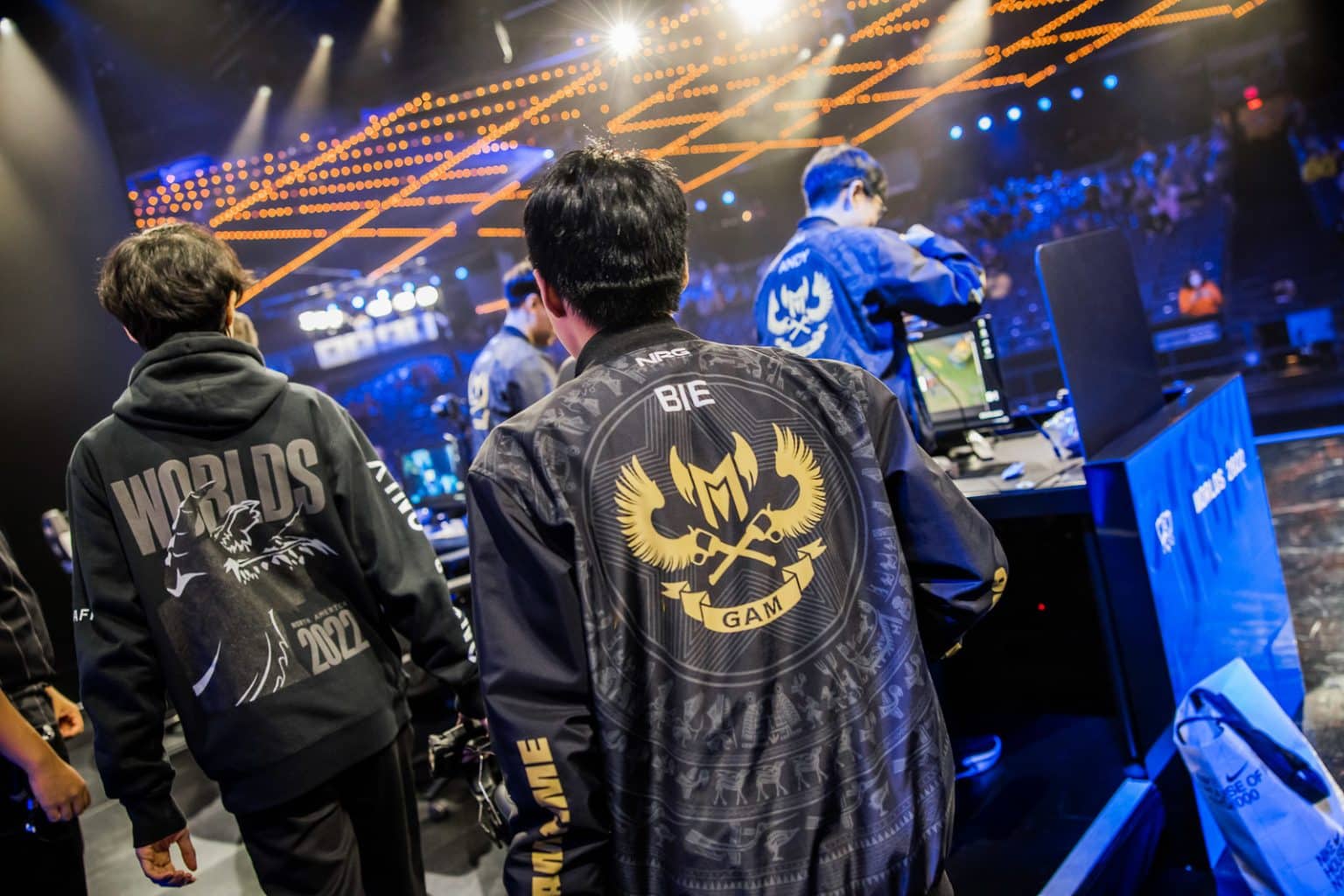 Worlds 2022 Main Event: A Post-Groups Summary – Esports News Network ...